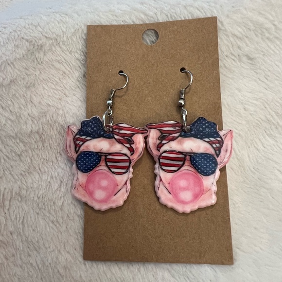 Jewelry | Pig Chewing Gum With American Flag Glasses And Bandana ...